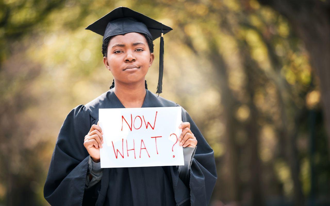 Important Decisions To Make After Graduating College – Alejandra's Life